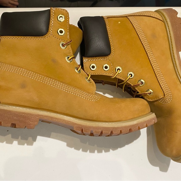 Timberland | Shoes | Classic Timberland Boots Heart Design | Poshmark